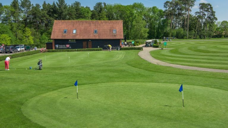 Paultons Golf Centre - Hashtag Golf Travel